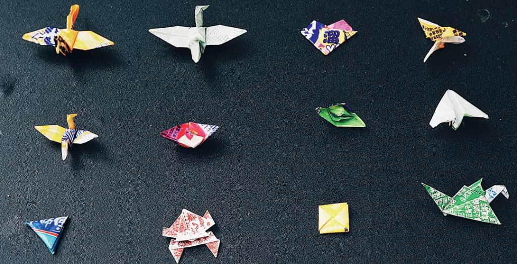 The World at the Tip of the Tongue — Gao Guangli, Mouth Origami