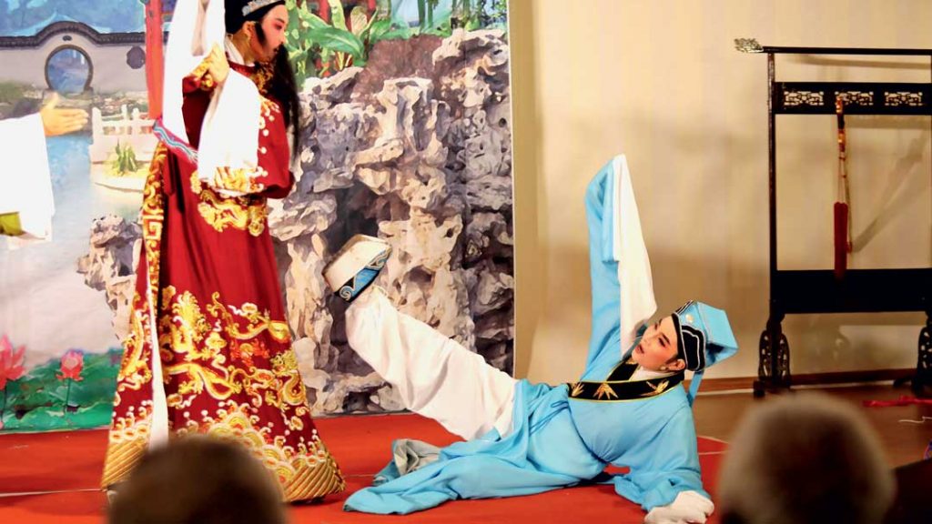 Chen Yanping — Blind Opera Performer - ABILITY Magazine