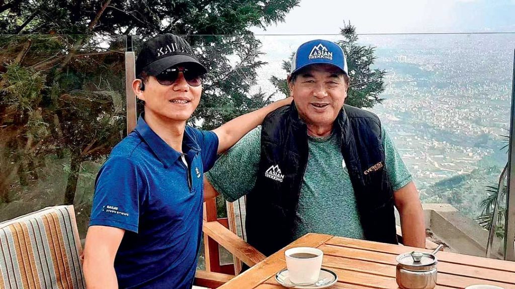 China’s Blind Mountaineer Zhang Hong - ABILITY Magazine