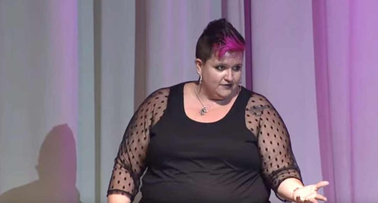 Amber Galloway-Gallego — Music Sign Language Interpretation - ABILITY Magazine